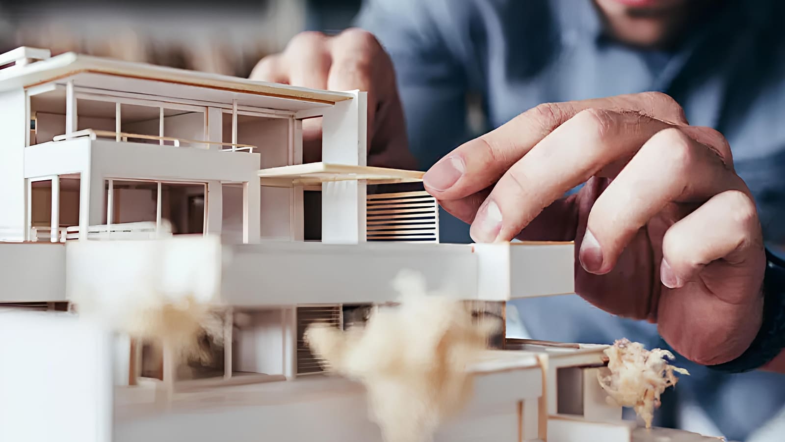 Freelancing in Construction UK: Pros & Cons Explained